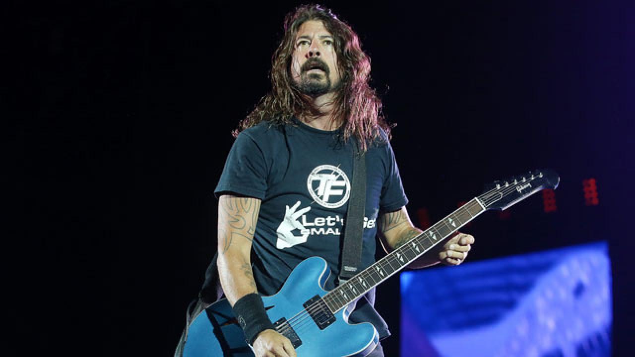 Dave Grohl Bio Age Height Weight Net Worth Facts