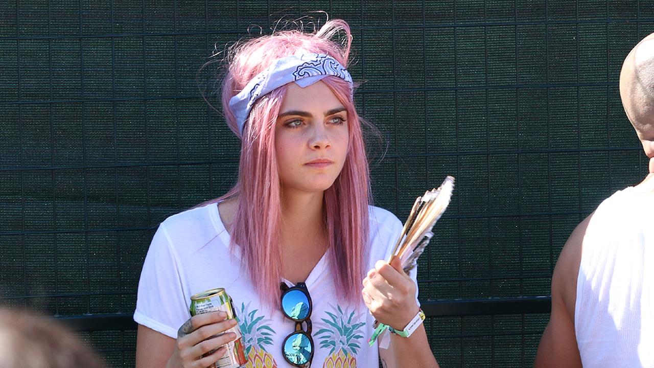 Cara Delevingne Shows Off Pink Hair at Girlfriend's Concert in Montreal ...