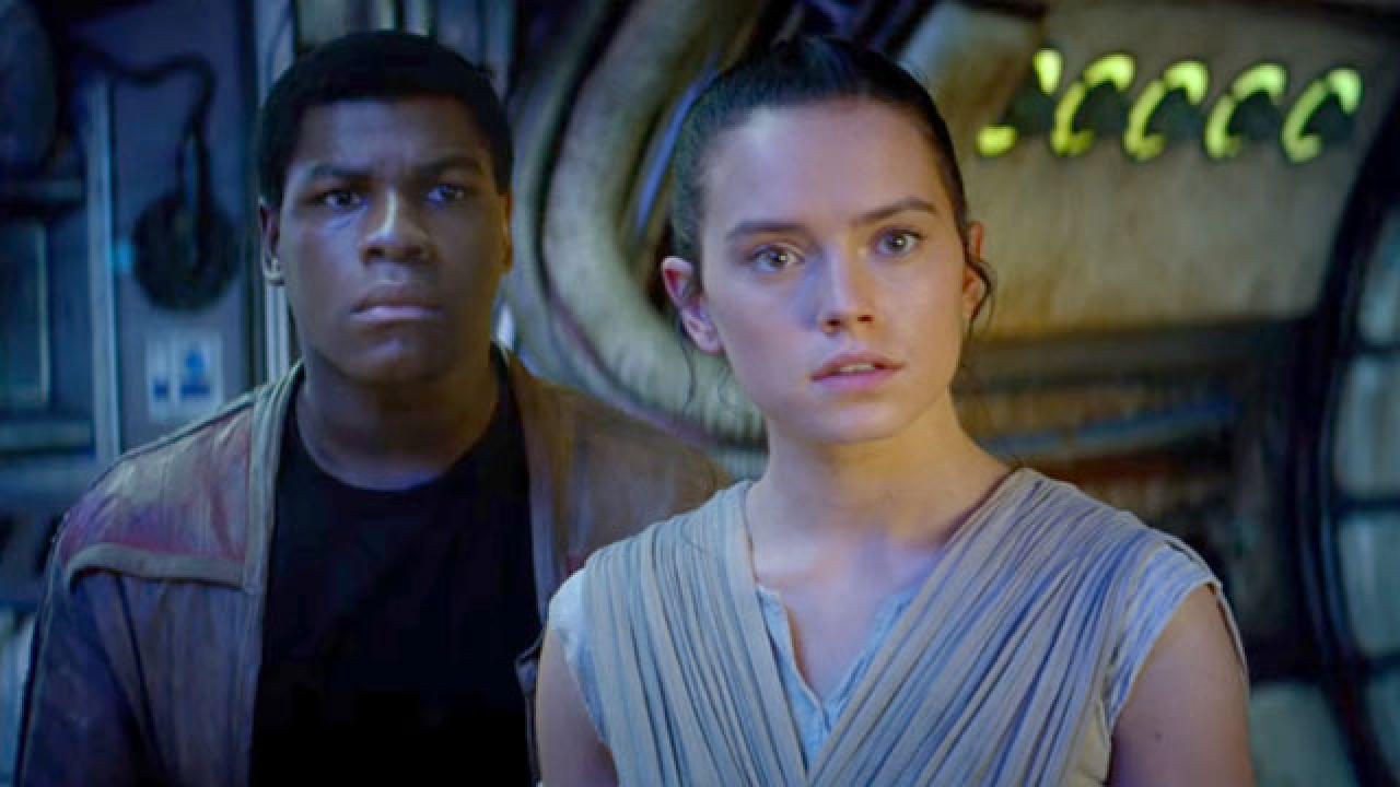 11 Big Moments From the New 'Star Wars: The Force Awakens' Trailer to ...