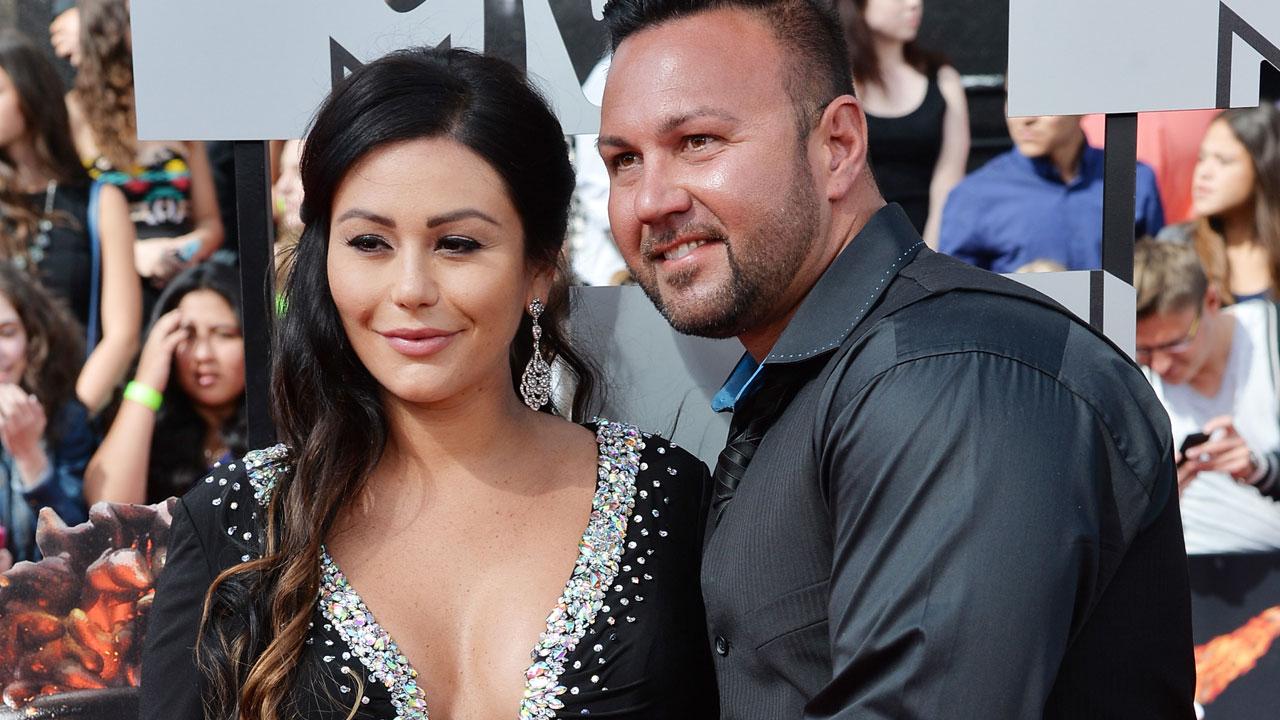 Jenni 'JWoww' Farley Looks Absolutely Gorgeous in This Insane, Gigantic ...