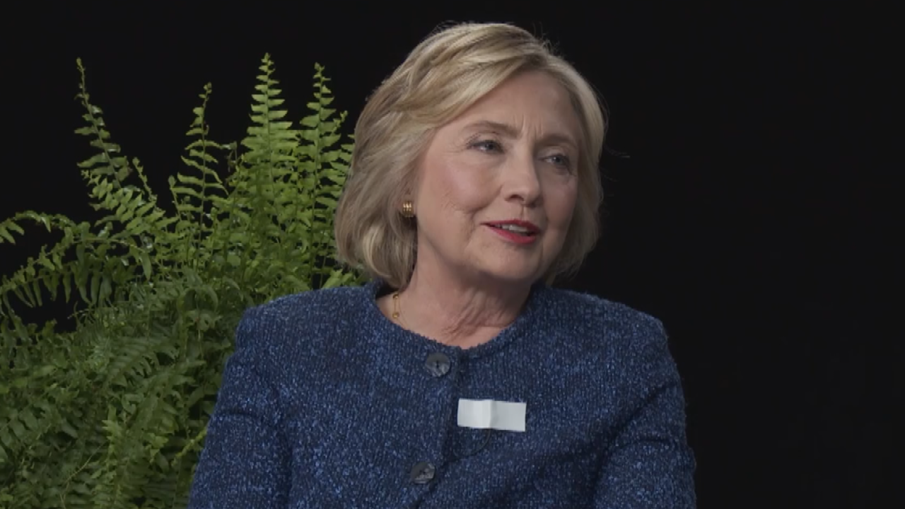 Hillary Clinton Makes Hilarious Appearance on 'Between Two Ferns' With ...