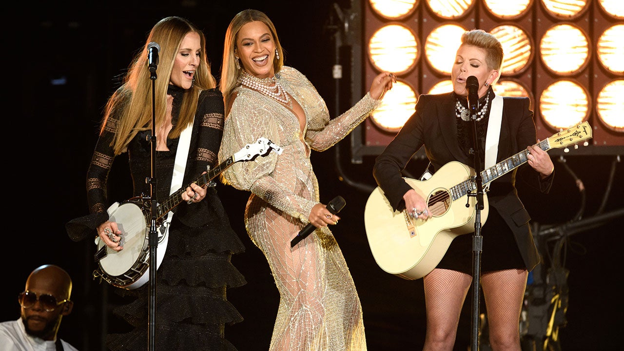 Beyonce Teams Up With the Dixie Chicks for Epic Performance of 'Daddy ...