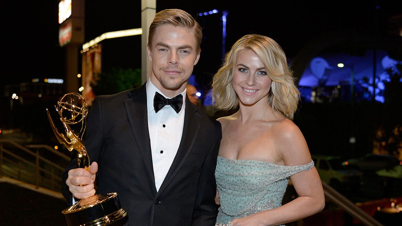 Julianne and Derek Hough Are Officially Touring Together Again: 'It's ...