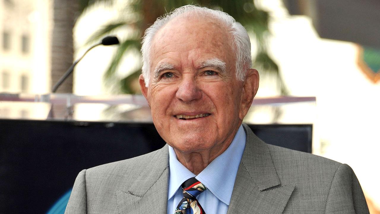 'The People's Court' Judge Joseph Wapner Dies at 97 | Entertainment Tonight