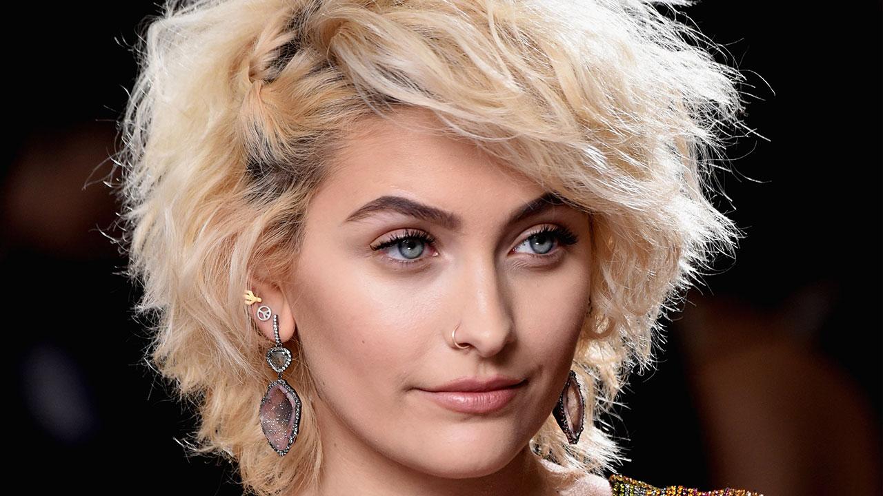 Paris Jackson Rocks the GRAMMYs Red Carpet in Stunning Sparkly Dress ...