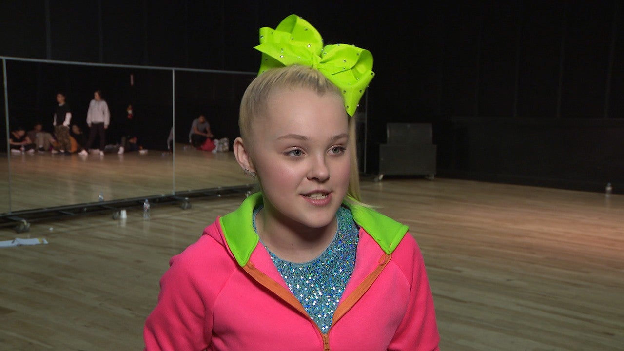 JoJo Siwa Reveals When She Might Ditch Her Signature Bows for Good ...