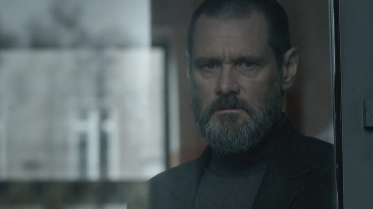 Jim Carrey Plays an Obsessed Cop Accused of Assault in 'Dark Crimes ...