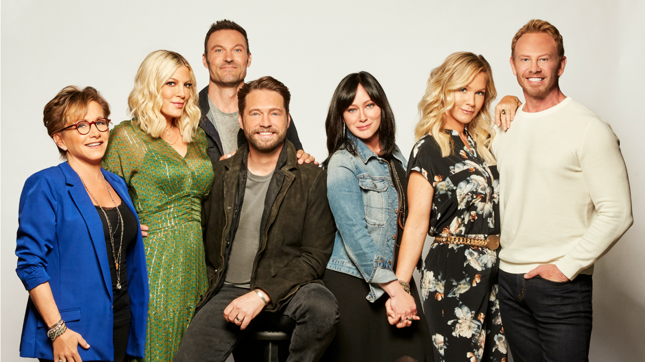 Classic 'Beverly Hills, 90210' Theme Song Gets a Modern-Day Twist in ...