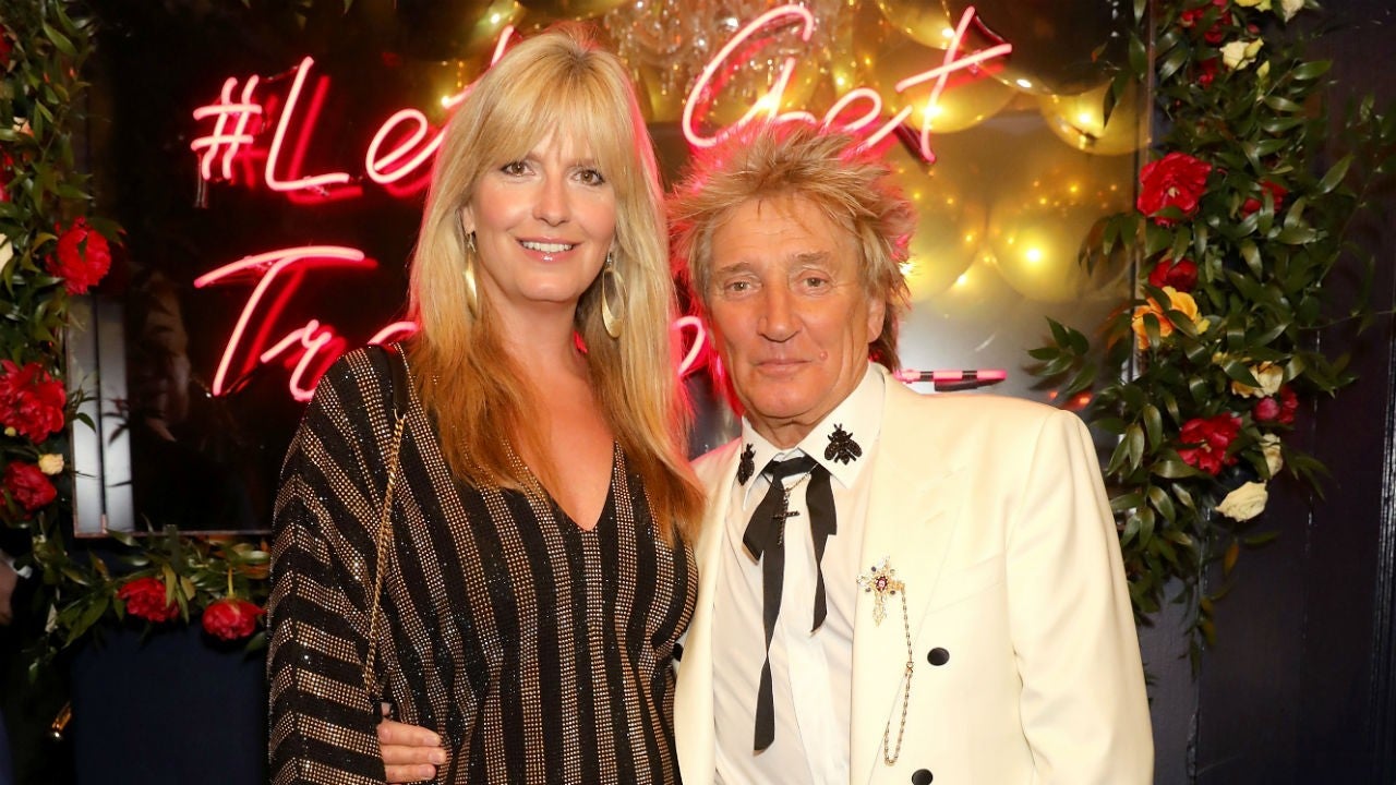 Rod Stewart Poses With the 4 Mothers of His 7 Children | Entertainment ...