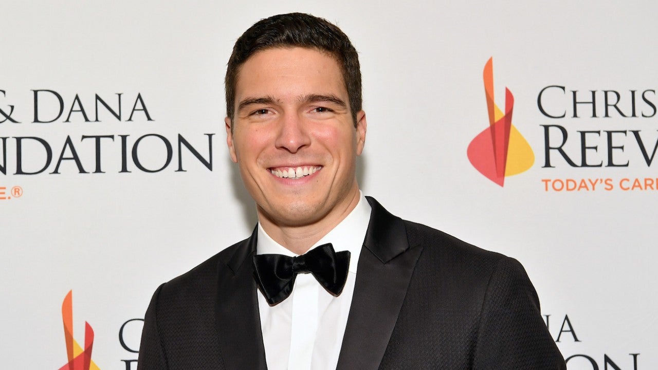 ABC's Will Reeve Accidentally Delivers the News With No Pants ...