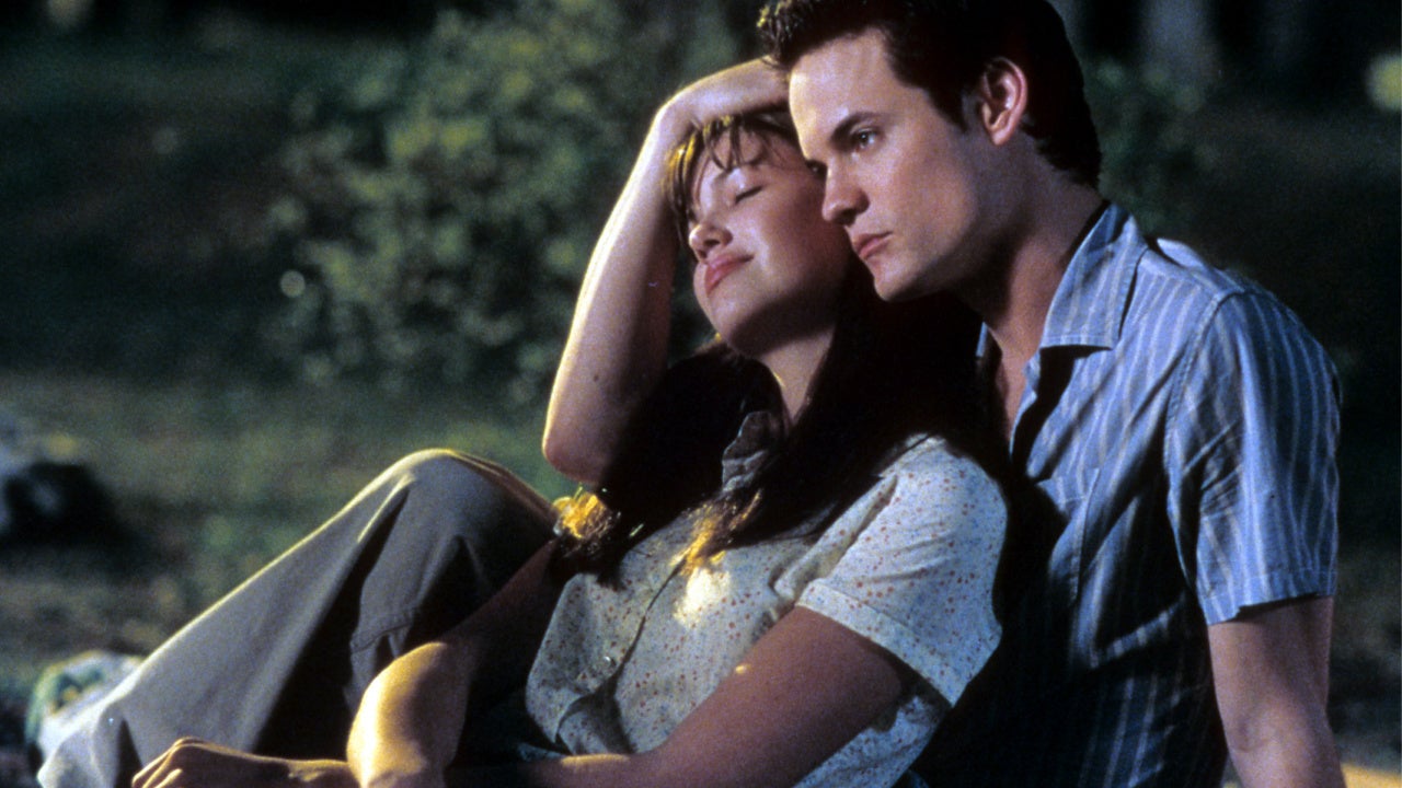 Mandy Moore Watches 'A Walk to Remember' for the First Time in a Decade ...