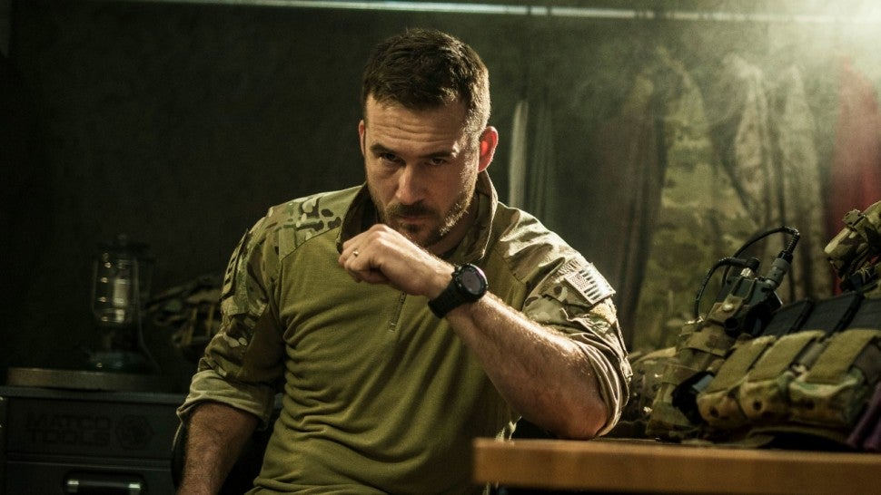 'Six' Star Barry Sloane on the 'Weight' of Season 2 and Olivia Munn's ...