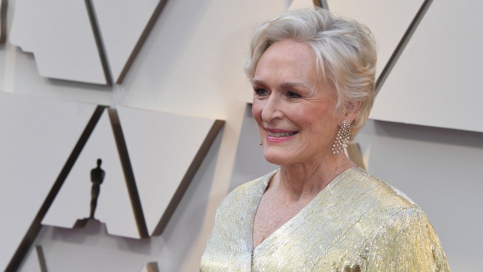 Glenn Close Channels Oscar Himself in Stunning Carolina Herrera Gown at ...