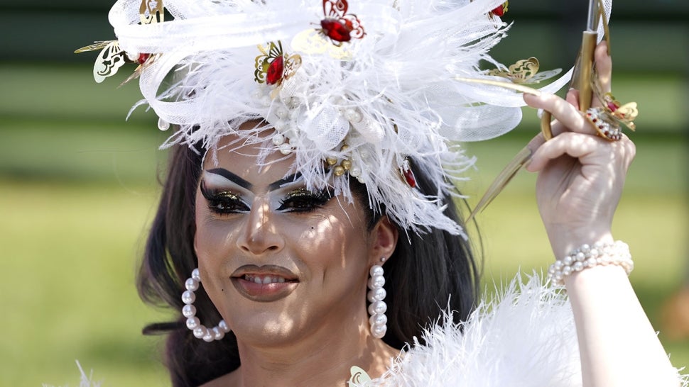 Cherry Valentine, 'Drag Race UK' Star, Dead at 28 | Entertainment Tonight