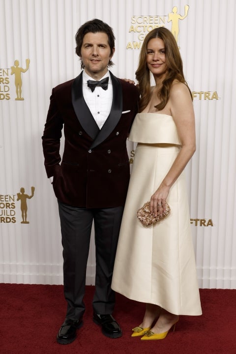 Couples Pack on PDA at 2023 SAG Awards | Entertainment Tonight