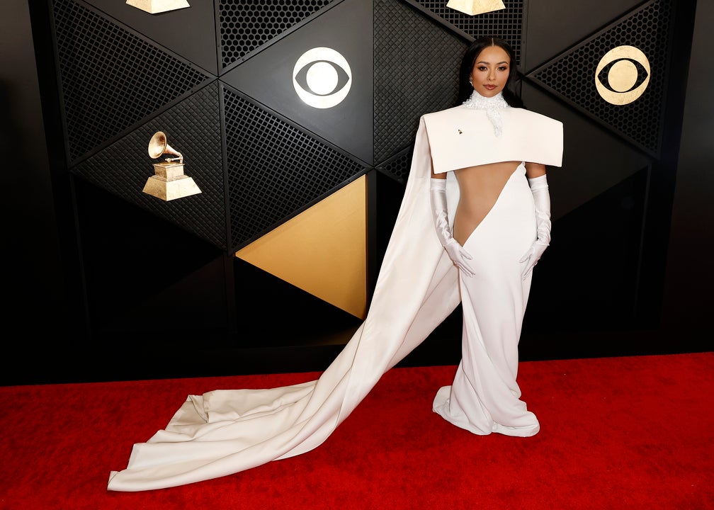GRAMMYs Awards 2024: Red Carpet Arrivals | Entertainment Tonight