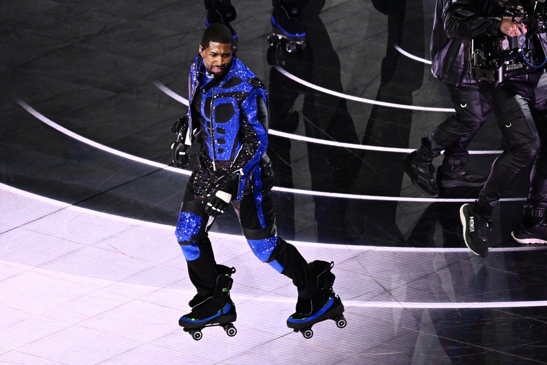 Usher's 2024 Super Bowl Halftime Performance | Entertainment Tonight