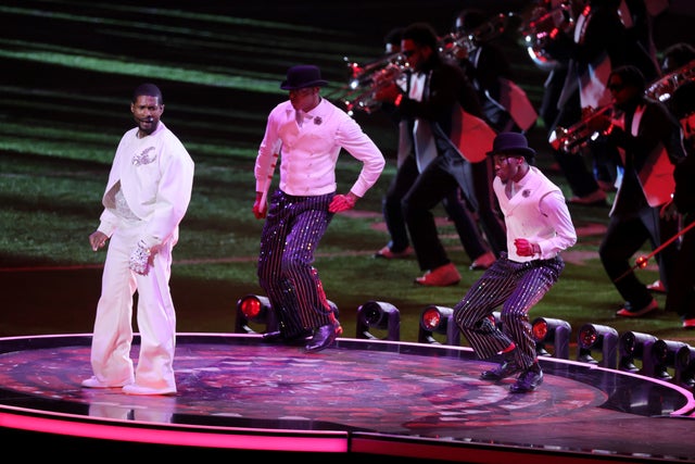 Usher's 2024 Super Bowl Halftime Performance | Entertainment Tonight
