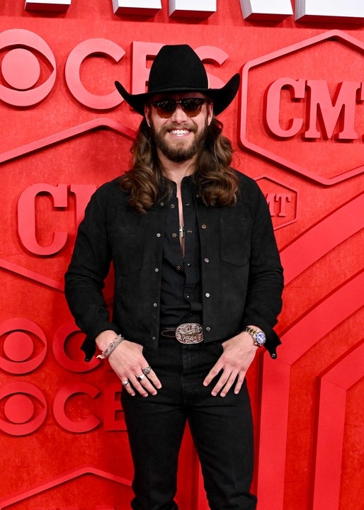 2024 CMT Music Awards: Red Carpet Arrivals | Entertainment Tonight