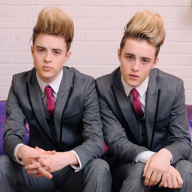 Family Photo Album: Celebs & Their Look-Alike Siblings! | Entertainment ...