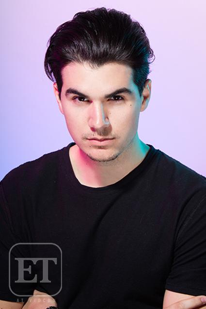 EXCLUSIVE: 2016 Vidcon Portraits | Entertainment Tonight