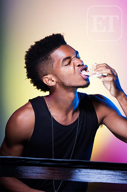 EXCLUSIVE: 2016 Vidcon Portraits | Entertainment Tonight
