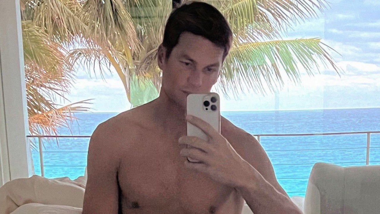 Tom Brady Admits to Looking Up 'Thirst Trap' After Viral Underwear Selfie | Entertainment Tonight
