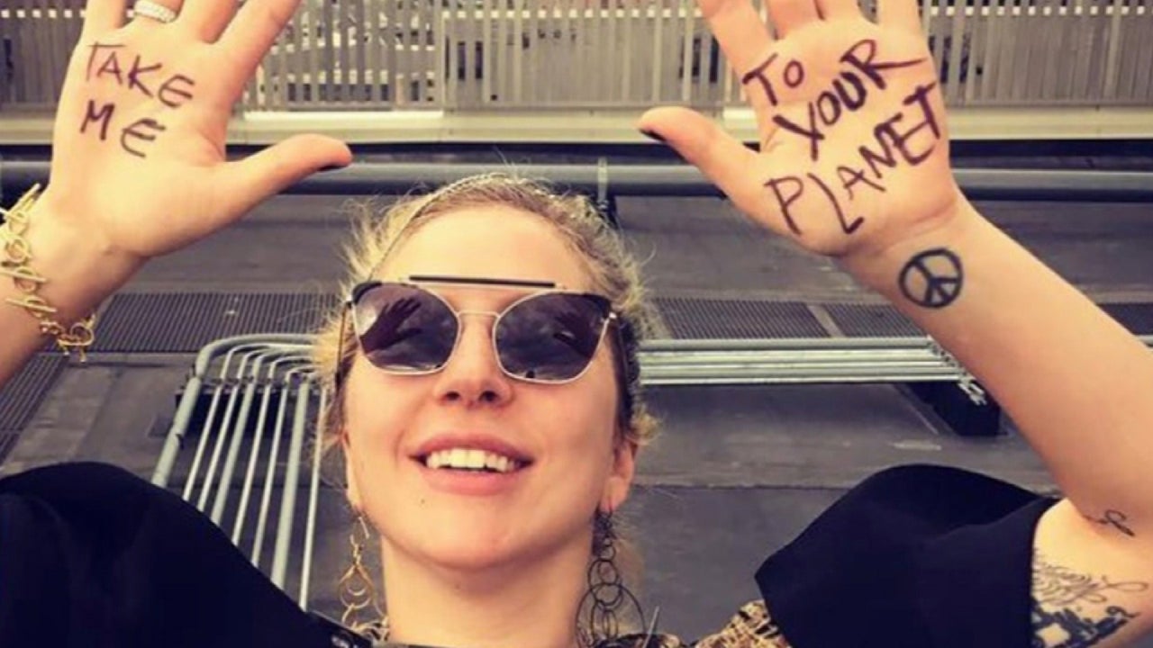 Here's How Celebrities Watched the Eclipse, and Sarah Jessica Parker ...