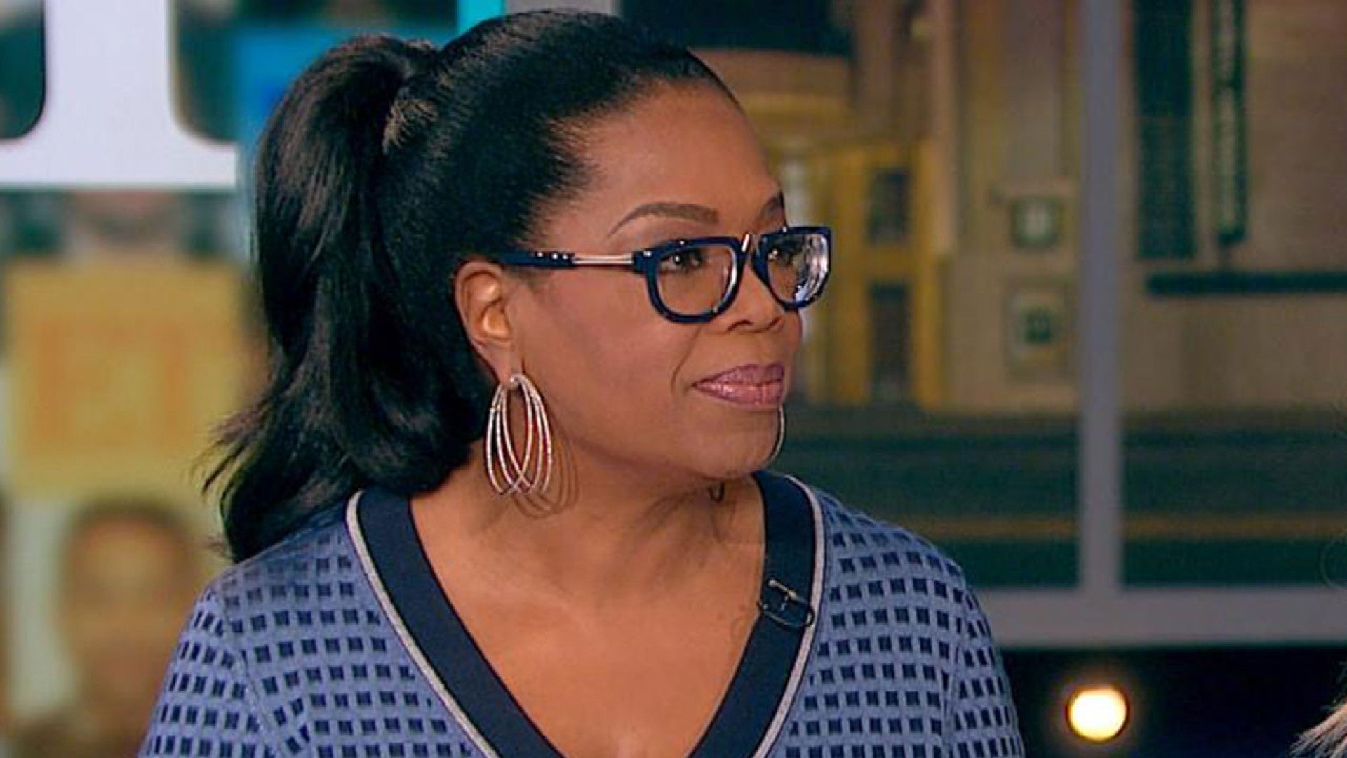Oprah Winfrey Full Shot