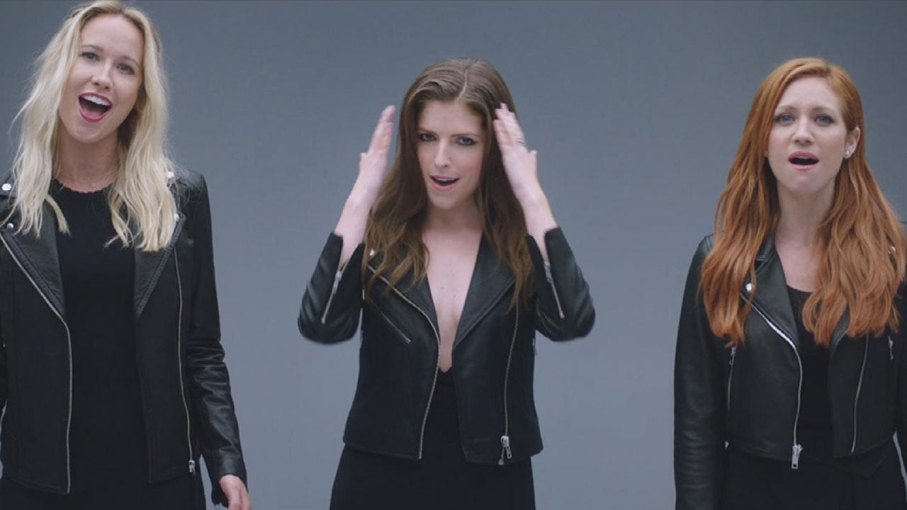 'Pitch Perfect 3' Cast Teams Up With 'The Voice' Finalists for Epic ...