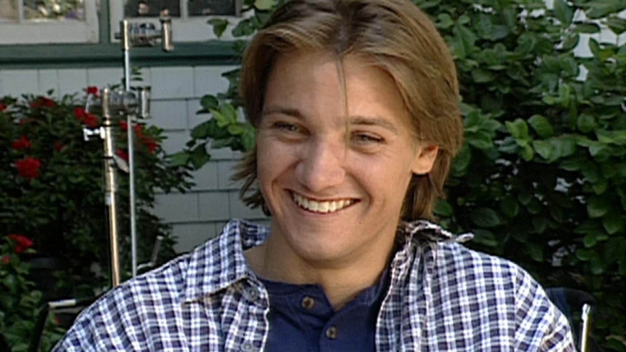 Flashback: Jeremy Renner Looks So Young in This '96 Interview!