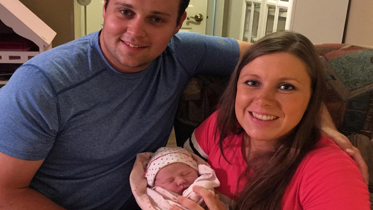 '19 Kids and Counting' Star Josh Duggar and Wife Anna Welcome a ...