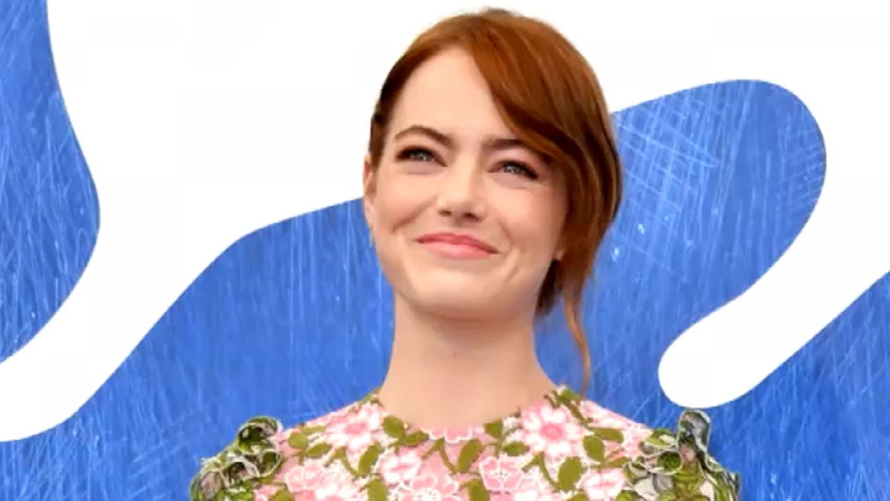 EXCLUSIVE: Emma Stone on Being Serenaded by Ryan Gosling in 'La La Land'