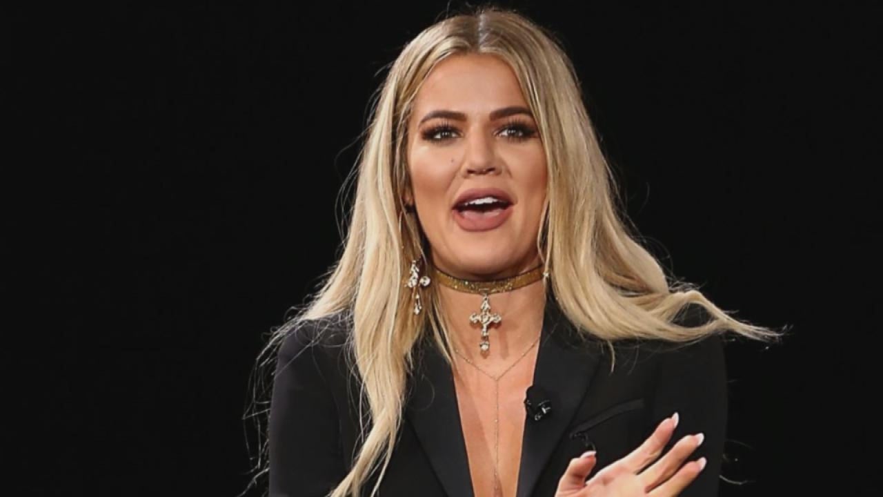 Khloe Kardashian Drops Odom From Her Last Name, Celebrates With a ...