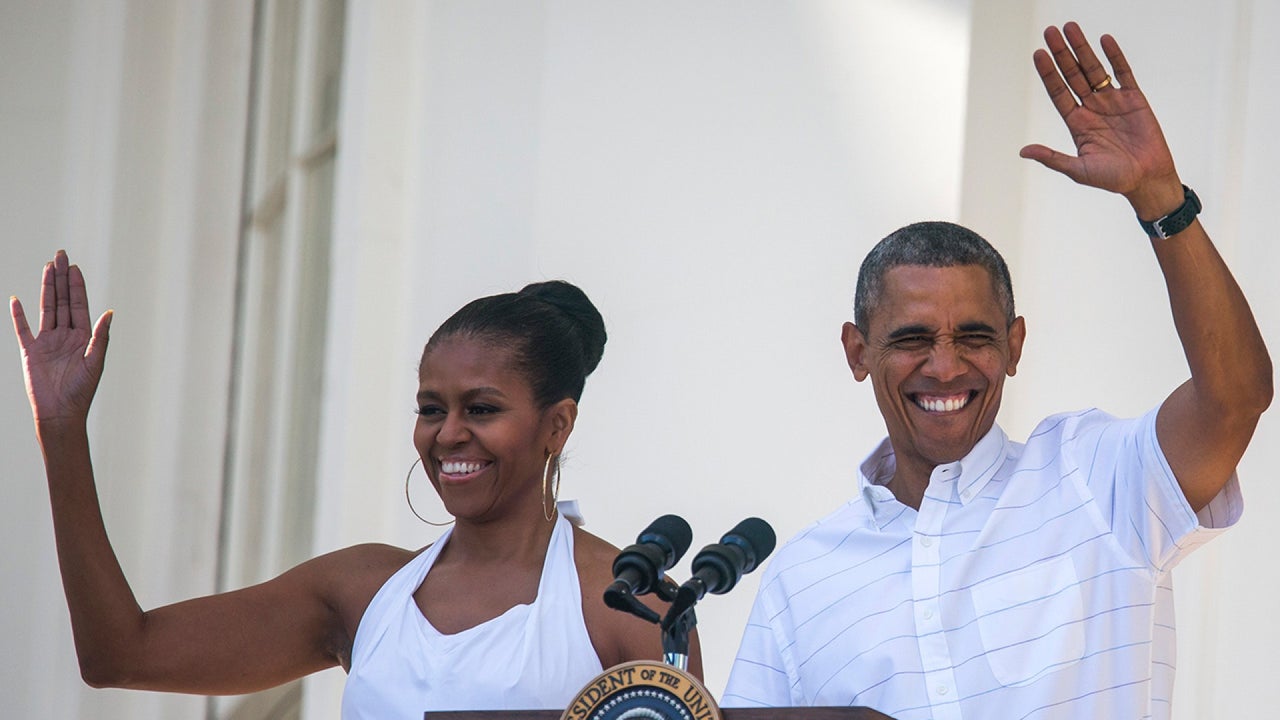 Michelle Obama Shares Sweet Throwback With Barack, Sasha and Malia on ...