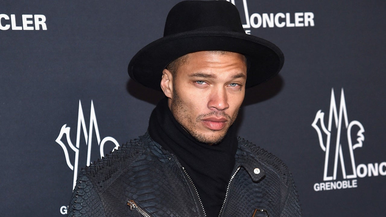 Married 'Hot Mugshot Guy' Jeremy Meeks Photographed Kissing Topshop ...