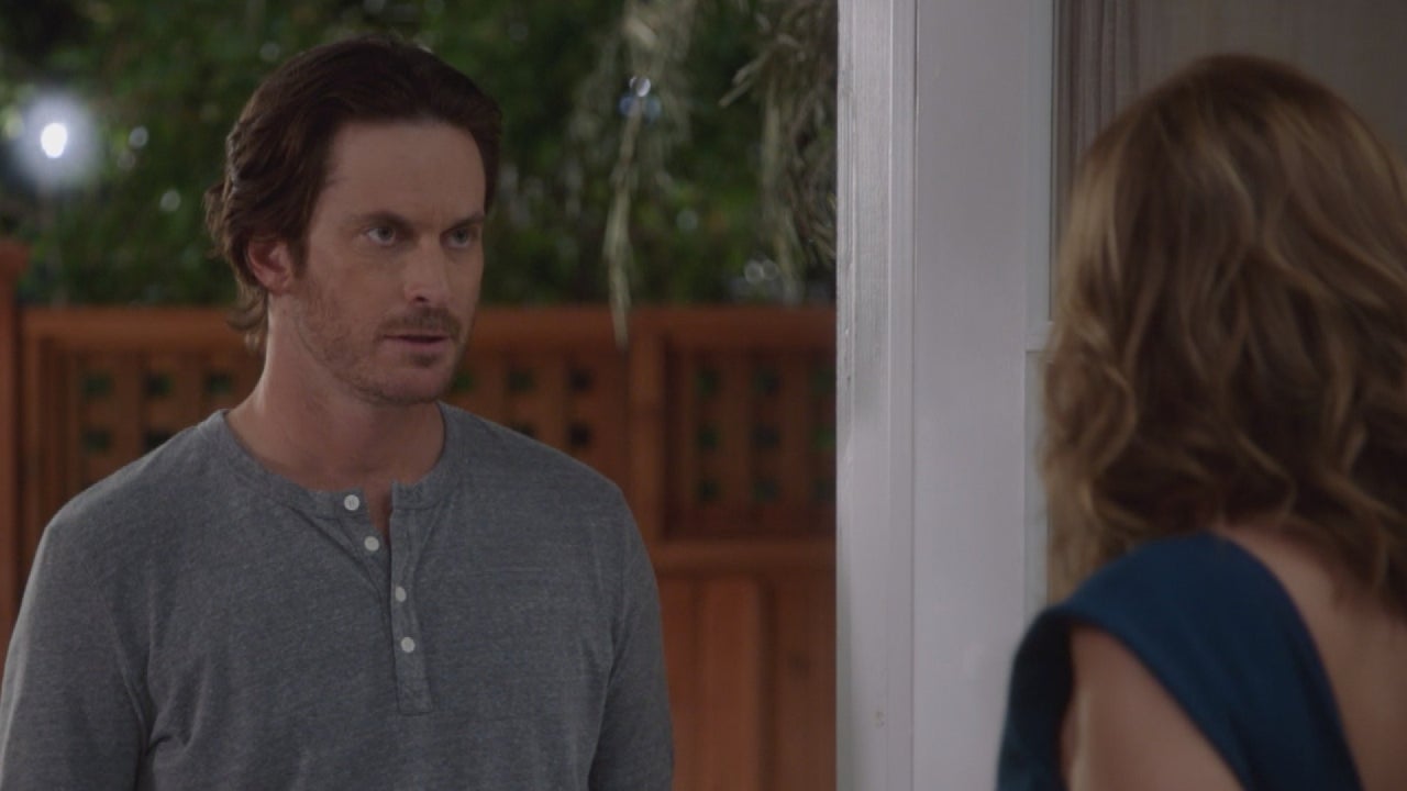 Oliver Hudson Is Distracted by Jenna Fischer's Cleavage-Baring Dress in ...