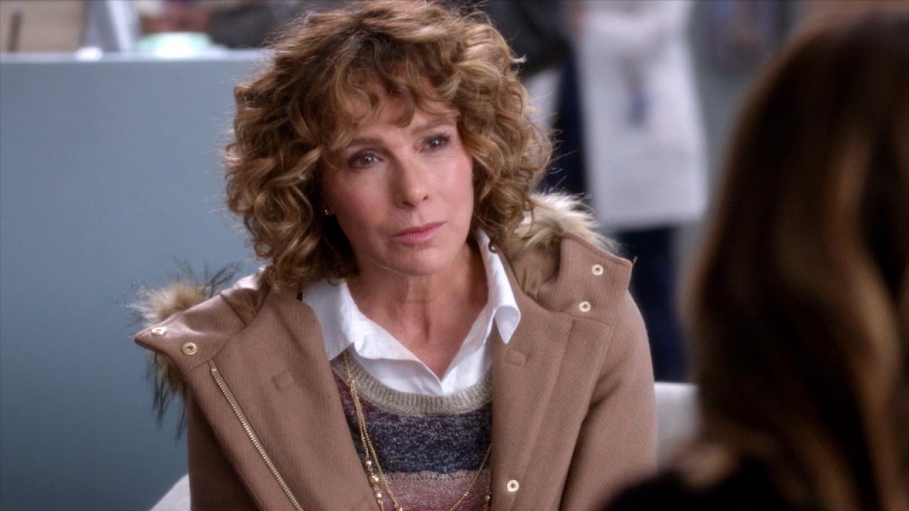 'Grey's Anatomy': Jennifer Grey Debuts as Betty's Mom in Tense Sneak ...