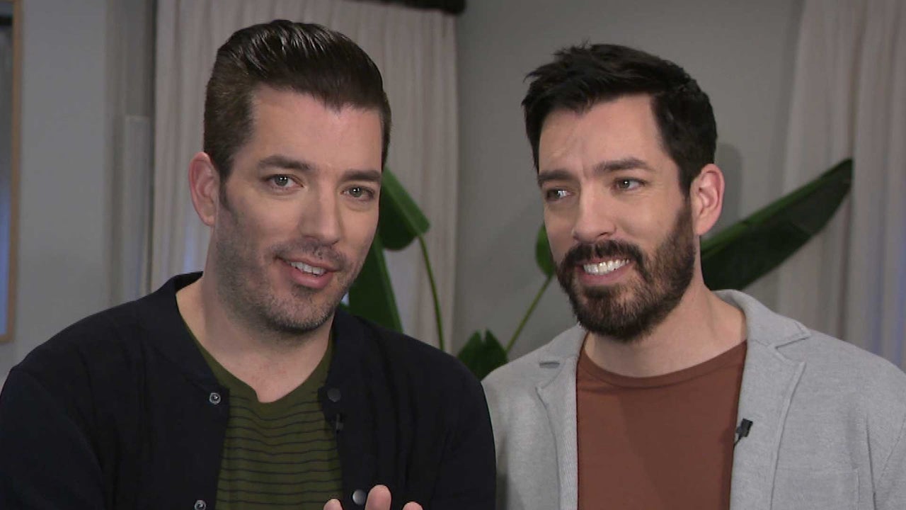 'Property Brothers' Jonathan Scott Jokes That He and Zooey Deschanel ...