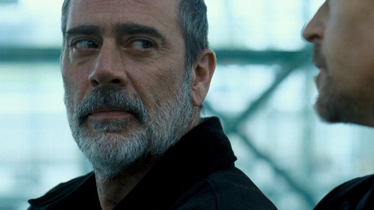 Jeffrey Dean Morgan Is on the Case in 'The Postcard Killings ...