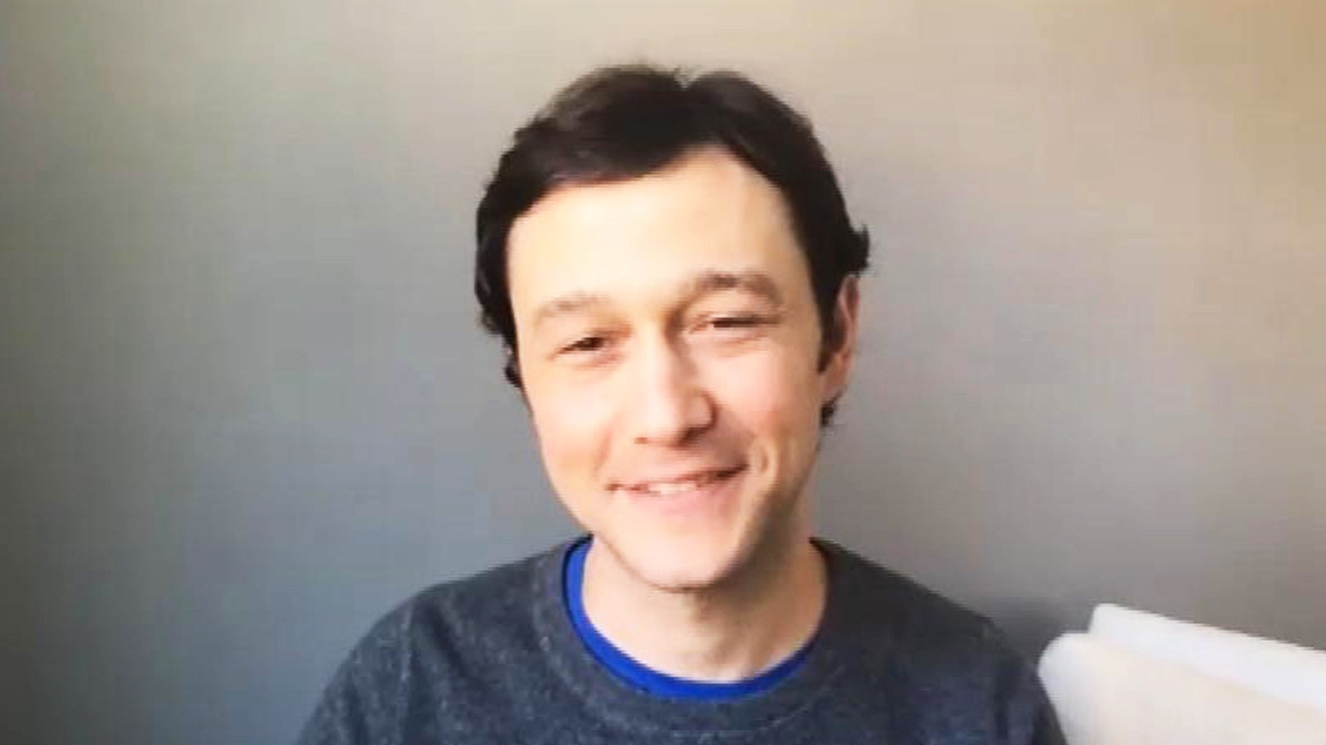 Joseph Gordon Levitt Hair 2022