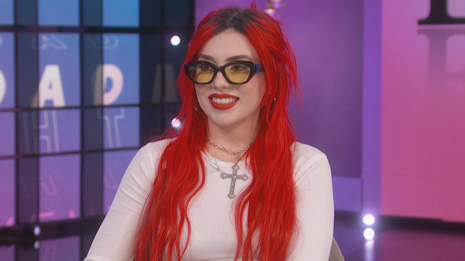 EXCLUSIVE! On Set With the Cast of Fox's New Comedy 'Weird Loners'