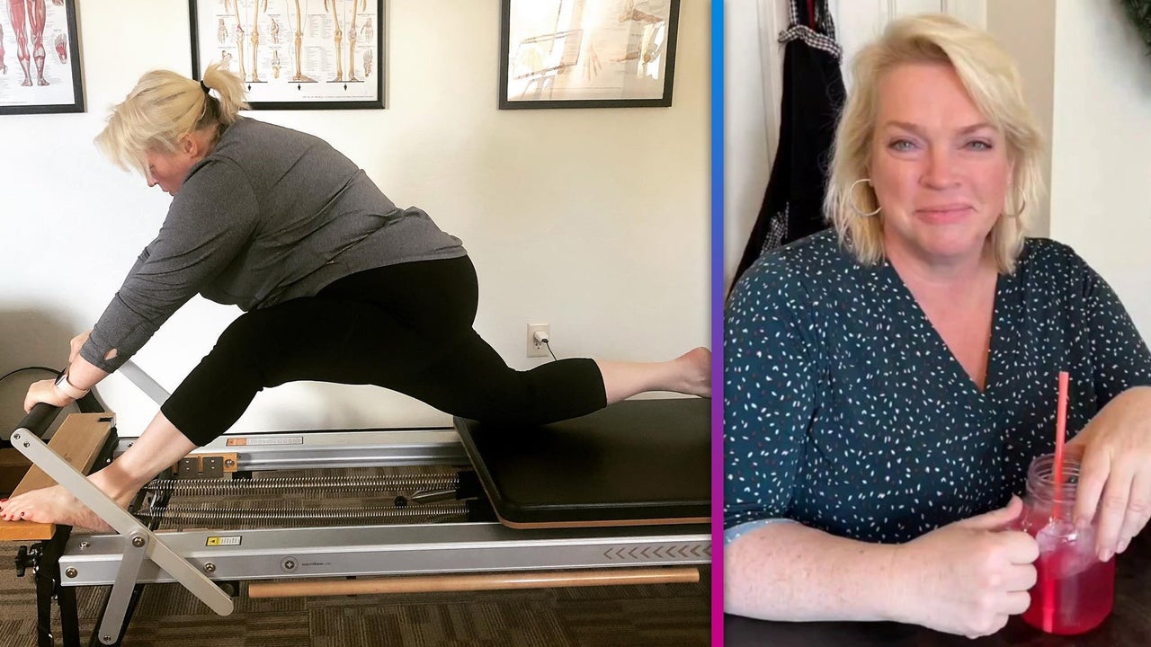 'Sister Wives' Star Janelle Brown Does Pilates Split as She Shows Off ...