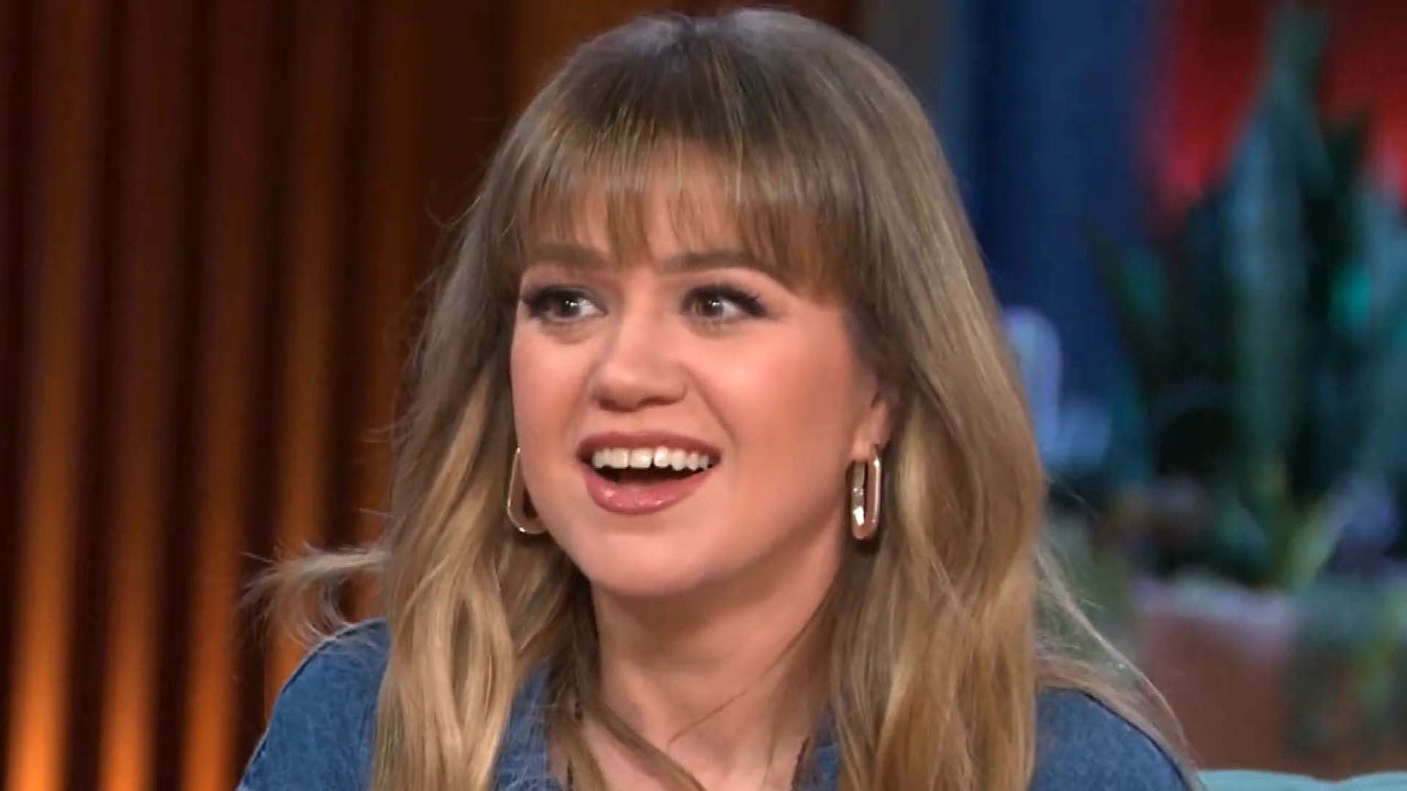 Why Kelly Clarkson Has No Interest in Dating and Says She's 'Really ...
