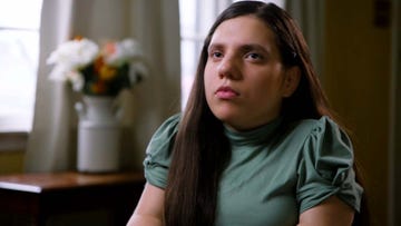 VMAs: Watch Chappell Roan Channel Joan of Arc in ‘Good Luck Babe ...