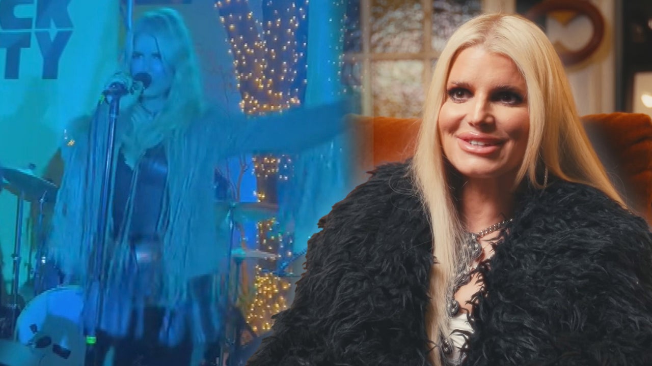 Jessica Simpson Returns to Stage For First Time in 15 Years!