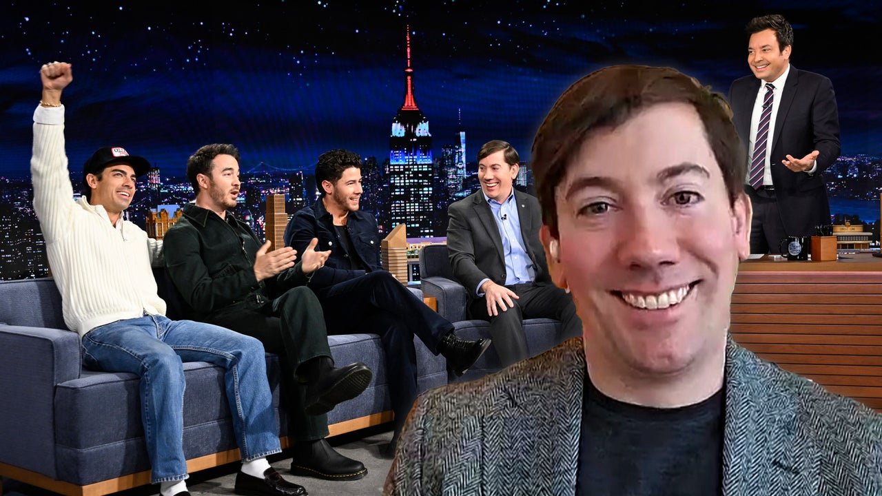 The Jonas Brothers Meet Scott Kelly After Viral Resumé Review TikTok ...